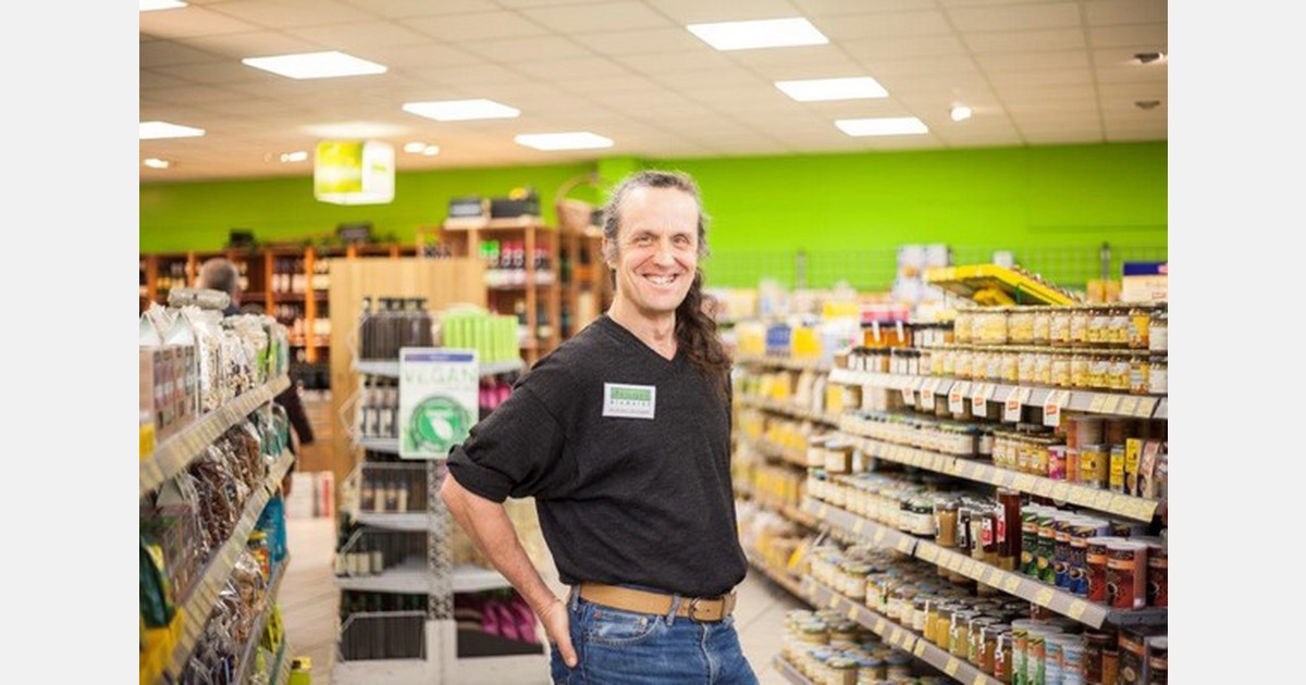 Achim Dengel verkoopt zijn bio-winkels aan SuperBioMarkt